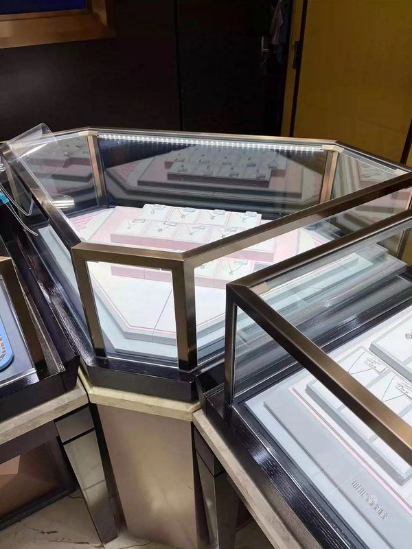 Anti Rust Luxury Display Cabinets Hardware Mall High End Display Cabinets